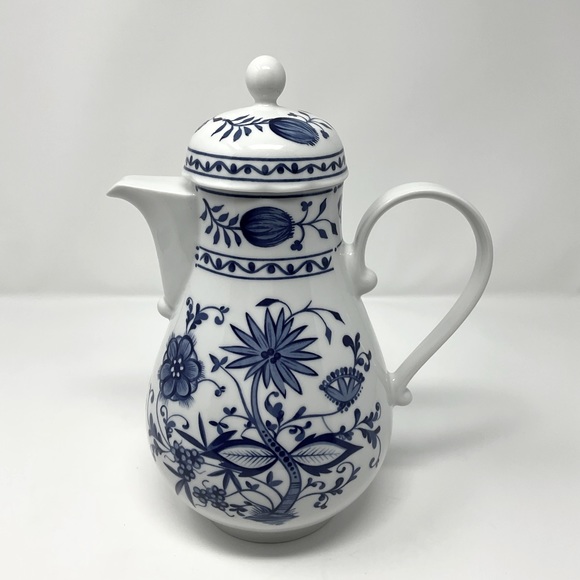 KAHLA | Kitchen | Rosella Onion Pattern Teapot By Kahla | Poshmark